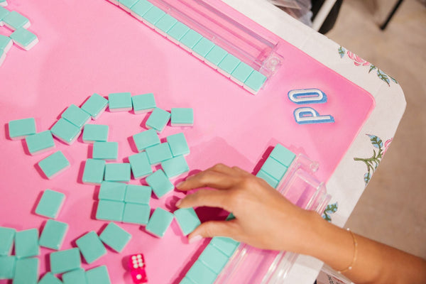 Embroidered Mahjong Mat - Sprinkled With Pink